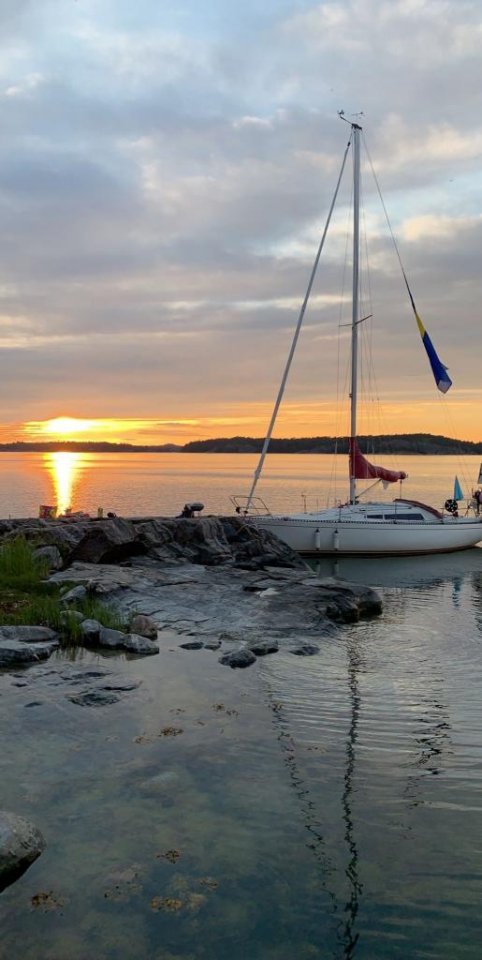 Aphrodite 30 today. The sailboat is equipped with inboard motor and ...