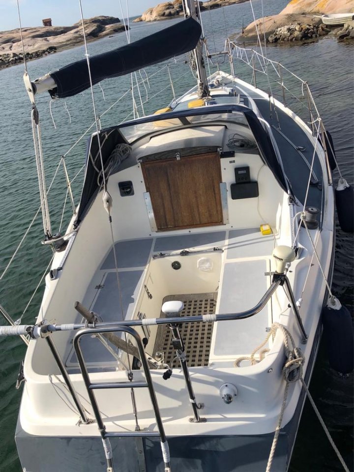 Ohlson 29 with an inboard motor — 3 800 euro only! - Examples of sailboats from 1000 euro
