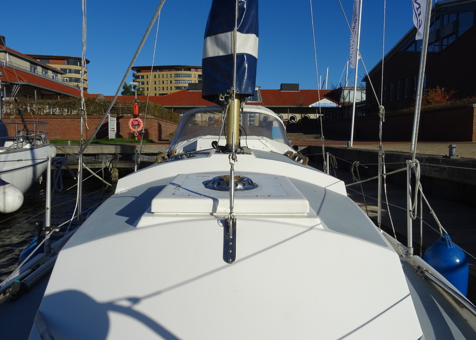Westerly Centaur with an inboard engine Volvo Penta MD 2010 C BT for ...