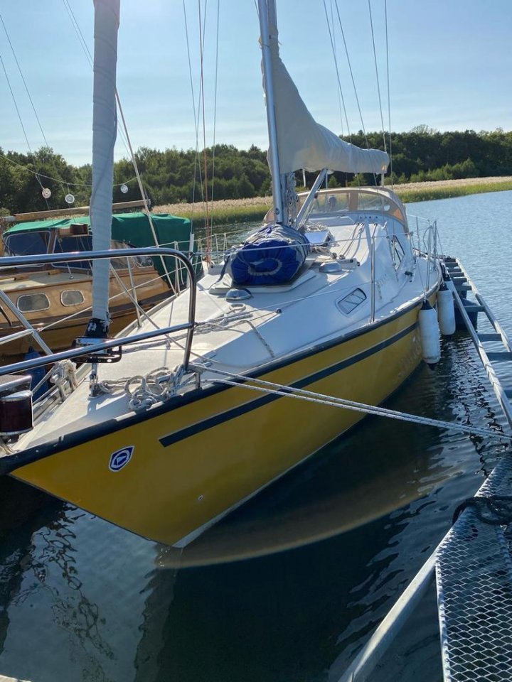 Marieholm 32 with a renewed motor Volvo Penta D1-30 (350 motor hours ...