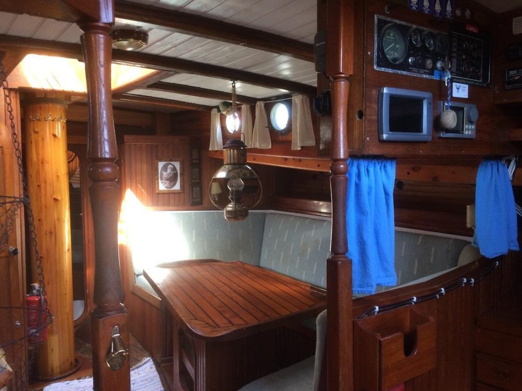 Colin Archer 40 feet for 87000 euro! A real pirate ship! - Examples of ...