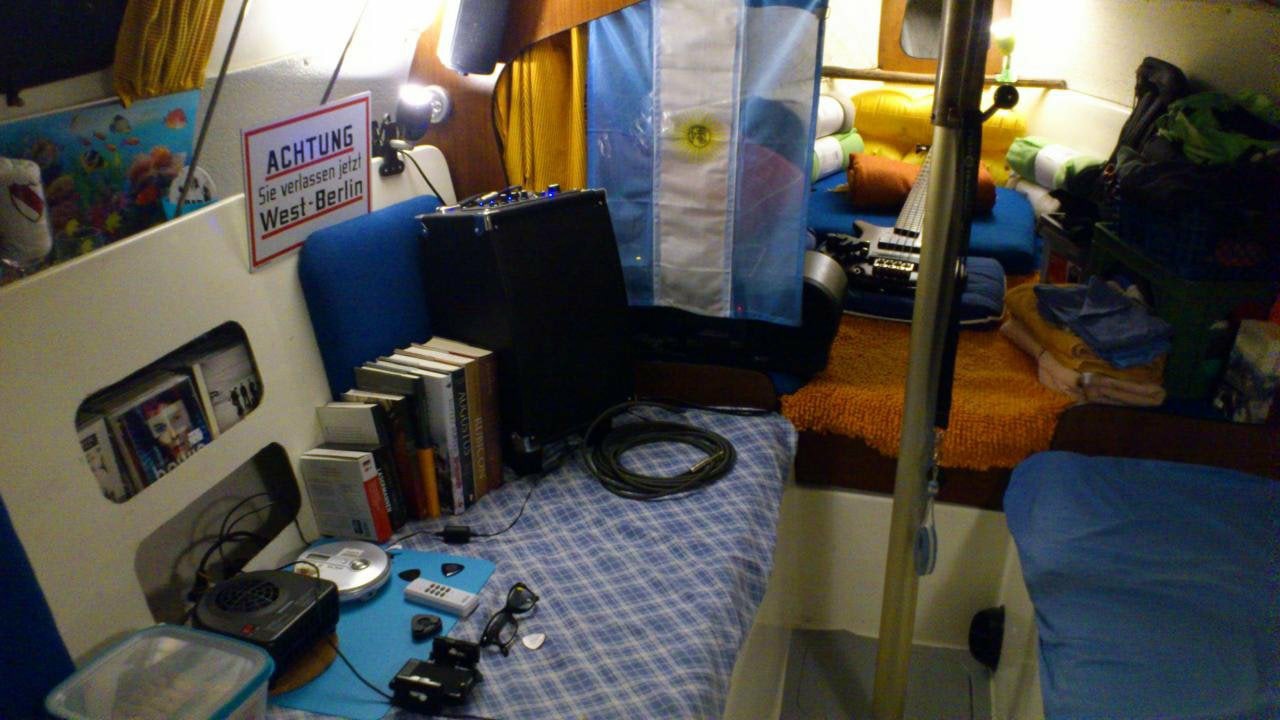 Ohlson 22 today, it is equipped with an outboard motor Suzuki 5 and ...